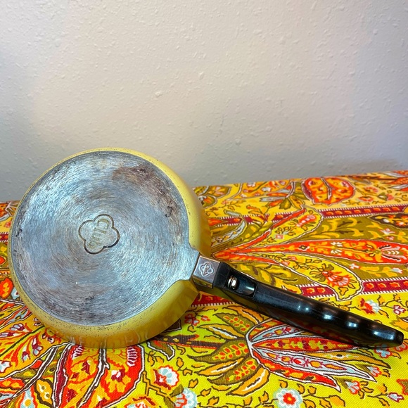 Club | Kitchen | Vtg Mid Century Modern Yellow Club Cast Aluminum 65x 2 ...